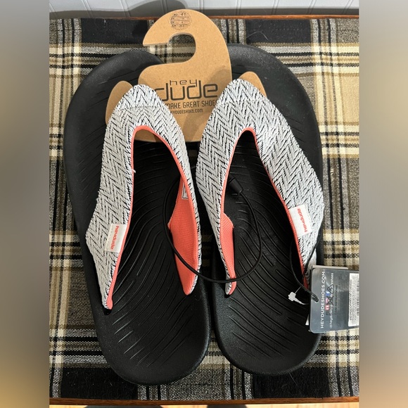 Hey Dude | Shoes | Nwthey Dude Womens Christi Flip Flop Sandals | Poshmark
